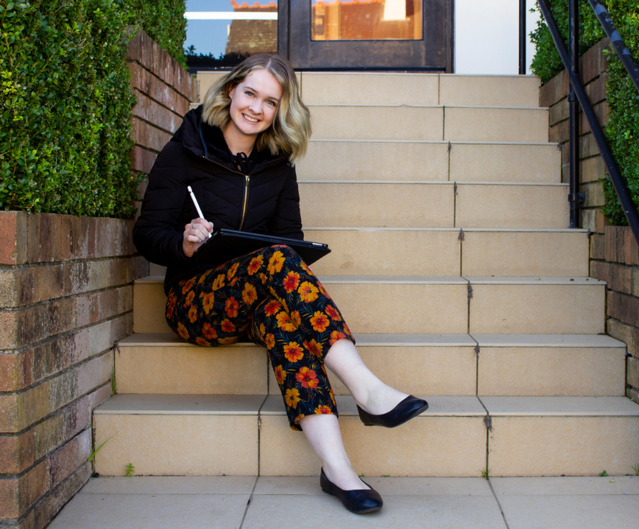 Exclusive Interview With Artist: Jess Bretherton – Gibsons